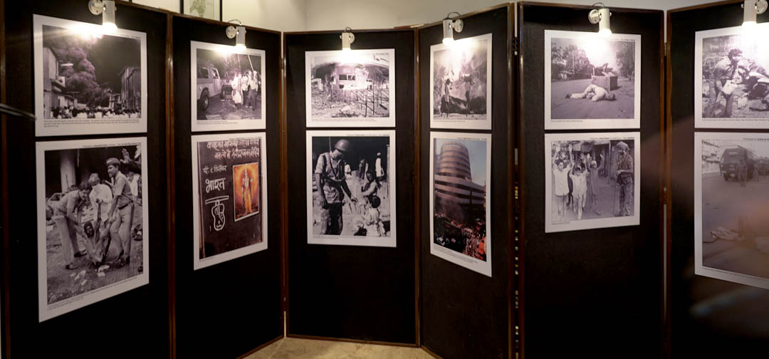 Bombay Riots and Blasts: 44,000 Words, Bombay's Darkest Days! – Opening ...